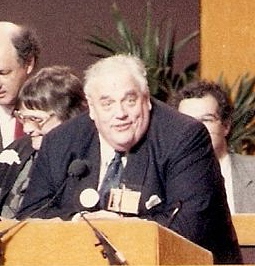 Rochdale MP Sir Cyril Smith DID visit guest house investigated for ...