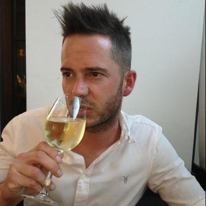 Altrincham entrepreneur Neil Clough wows Lord Sugar and bags semi-final ...