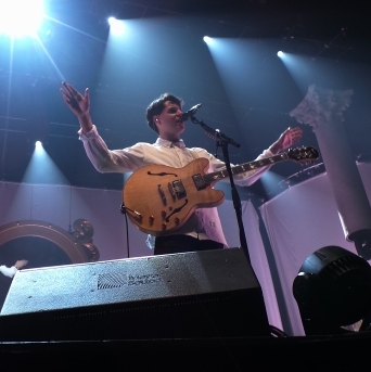 Gig review: Vampire Weekend @ Manchester Phones4u Arena - Mancunian Matters