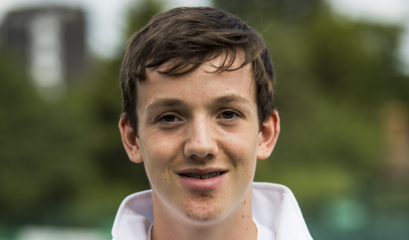 Macclesfield tennis star awestruck by Wimbledon after meeting idol ...