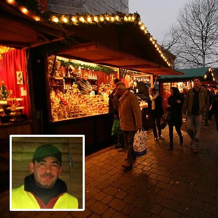 It's a small world! Christmas Markets crêpe seller bumps into ...