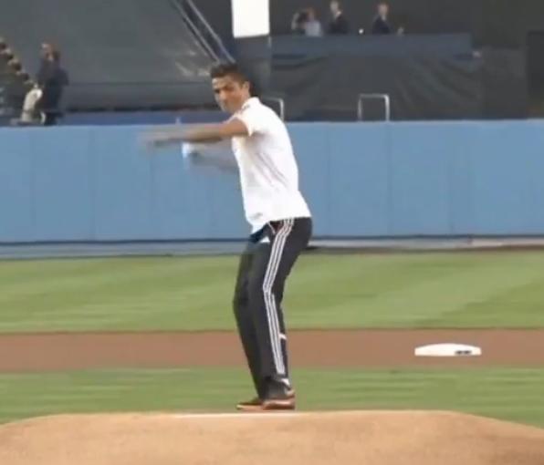 VIDEO: No command of the pitch here, Ronaldo! Cristiano nearly knocks ...