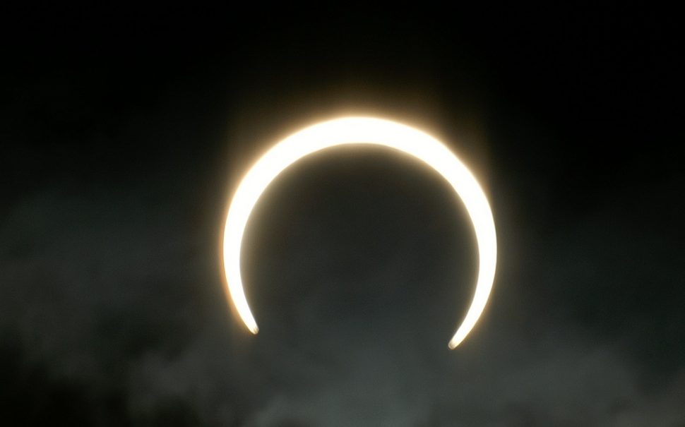 Solar eclipse warning: How to enjoy 'once a decade' show without ...
