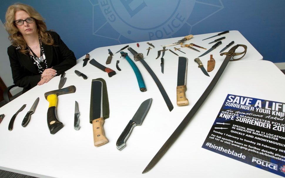 Cuthroats and kitchen knives: GMP rid Manchester of 1,500 blades in ONE ...