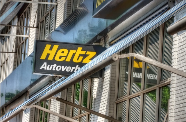 Hertz launch new and improved mobile app – allows users to use airplane ...