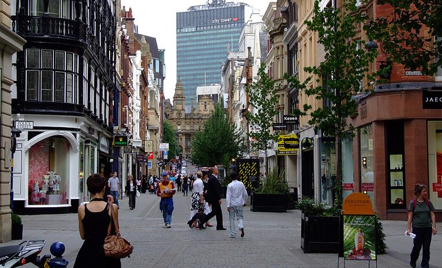 High street help: 15,000 Greater Manchester businesses to enjoy 30% ...