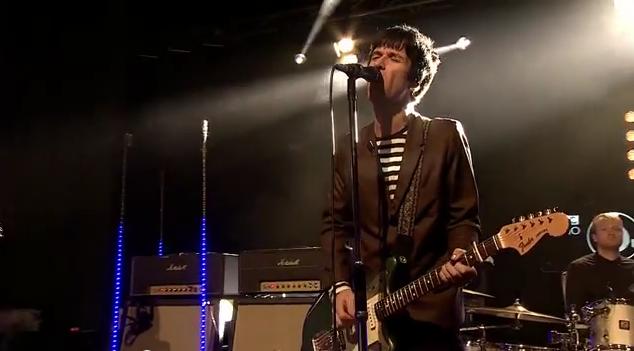 Johnny Marr-iage! Smiths legend wows newlyweds with wedding tribute at ...