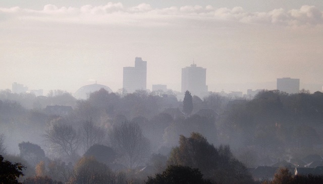 Toxic smog in Manchester shows gov't must act on air pollution, warn ...