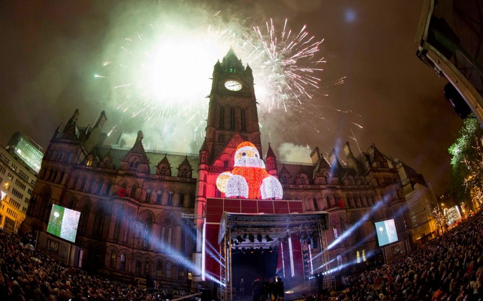 Travel advice: Manchester's Christmas lights switch-on 2014 - Mancunian ...