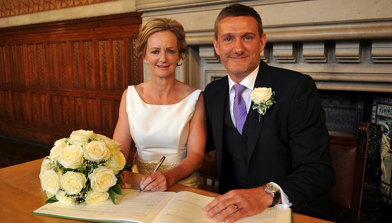 Transfer news (with a twist): Ex Manchester City star latest signing ...