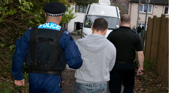 Manchester's gangs exposed as DJ Dave Haslam asks the 'uncomfortable ...