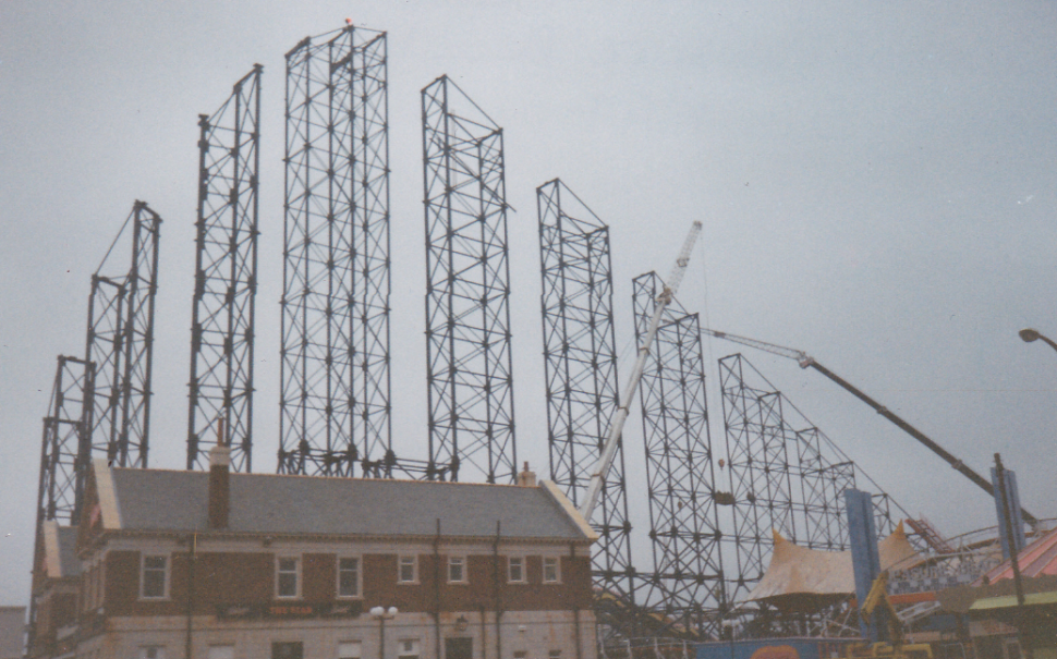 25 years on, UK’s tallest roller coaster continues to draw in the ...