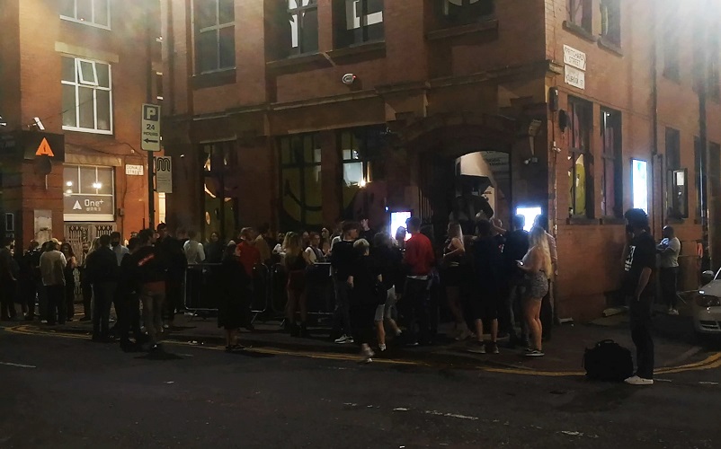 Manchester club-goers react to needing two vaccinations to enter ...