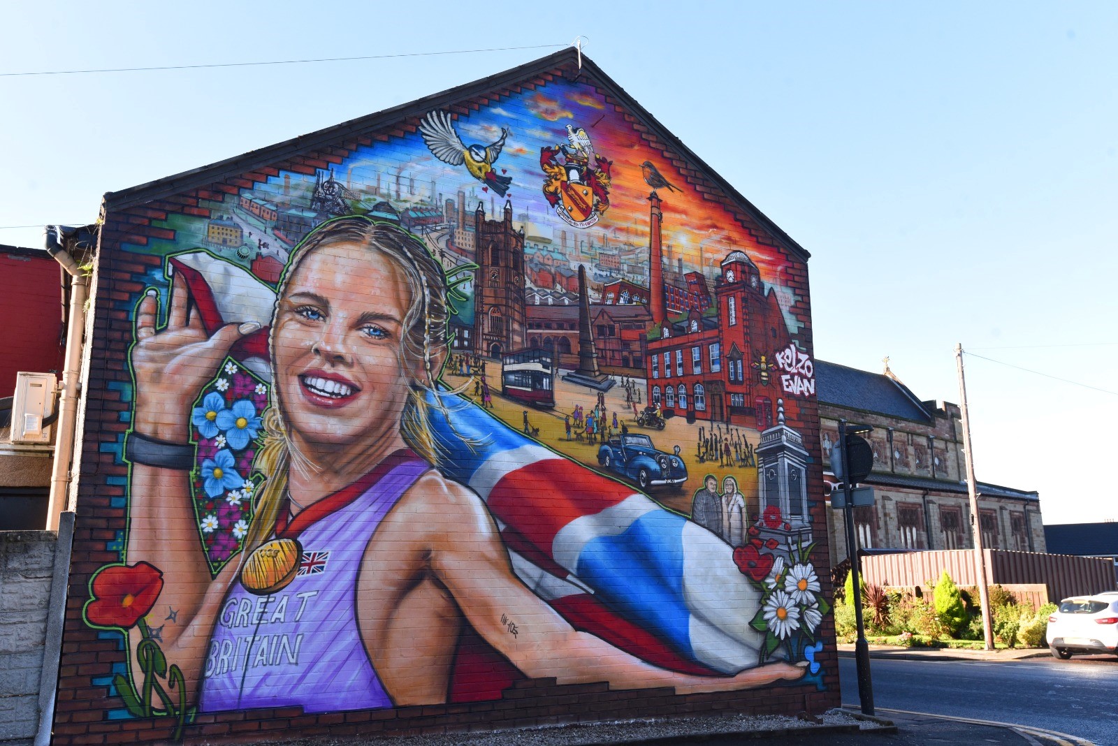 'Superstar' Keely Hodgkinson saluted as incredible mural revealed in ...