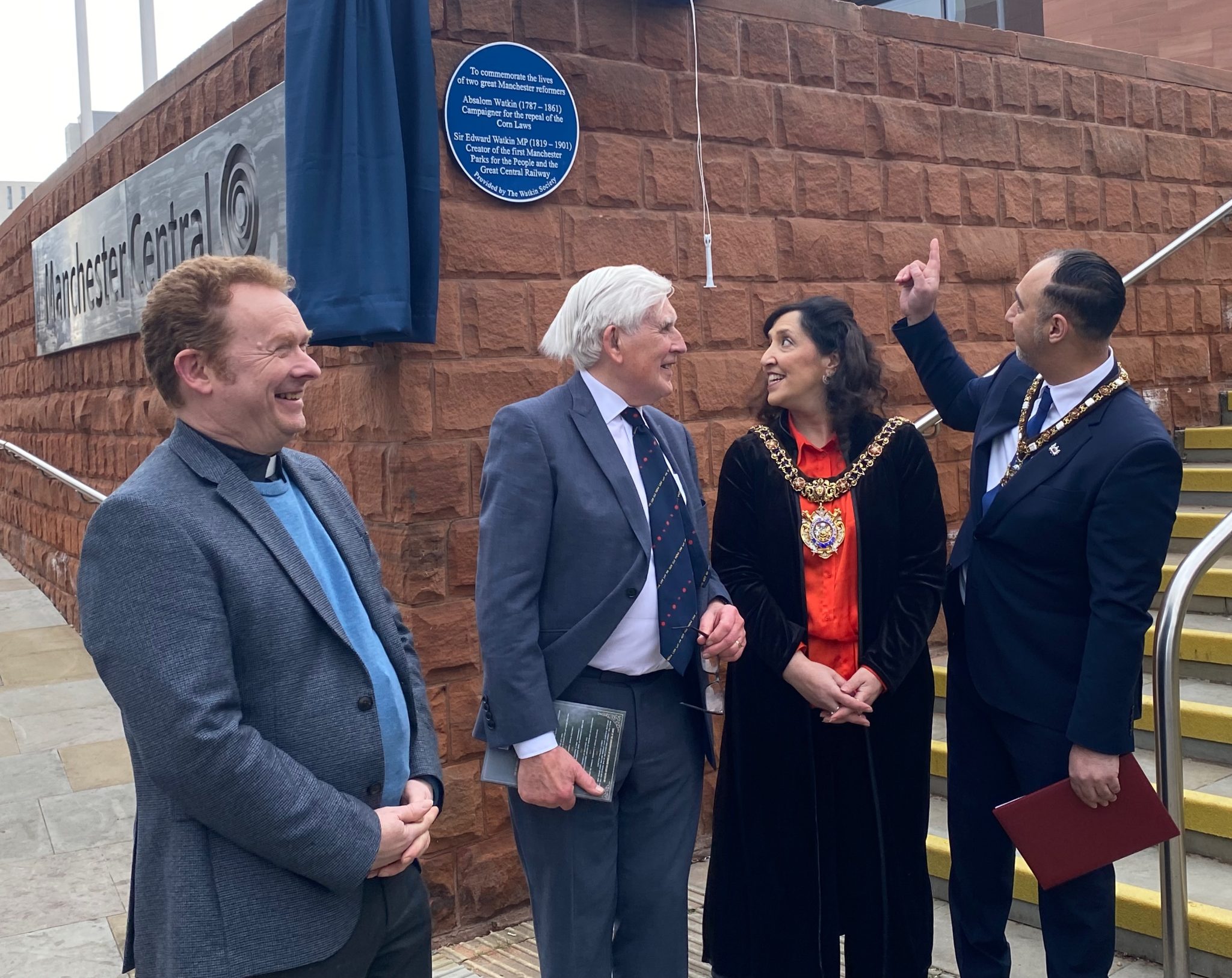 Forgotten pioneers of 19th-century Manchester are commemorated in new ...