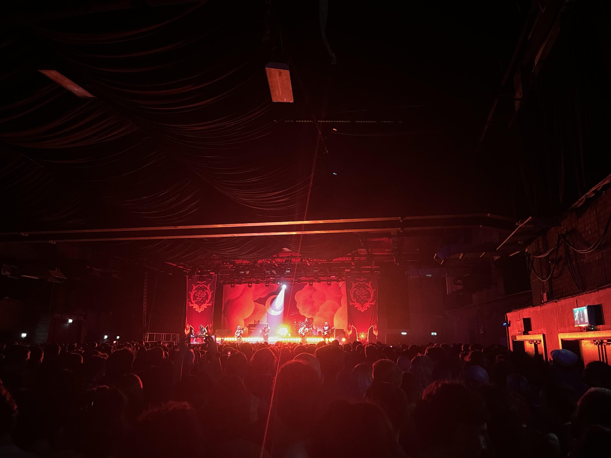 Review: The Last Dinner Party at Manchester O2 Victoria Warehouse ...