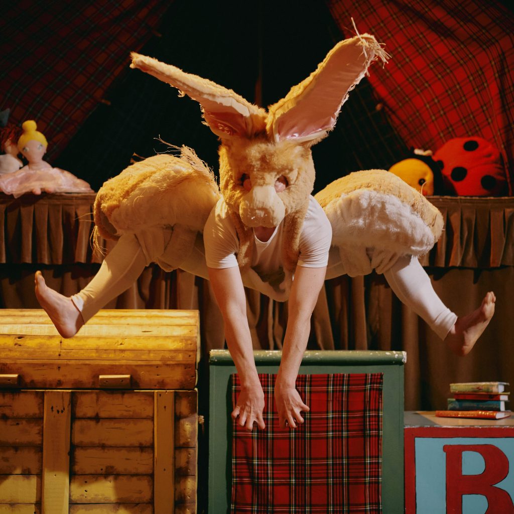 TV star Ben Crompton and Ballet LORENT bring The Velveteen Rabbit to ...