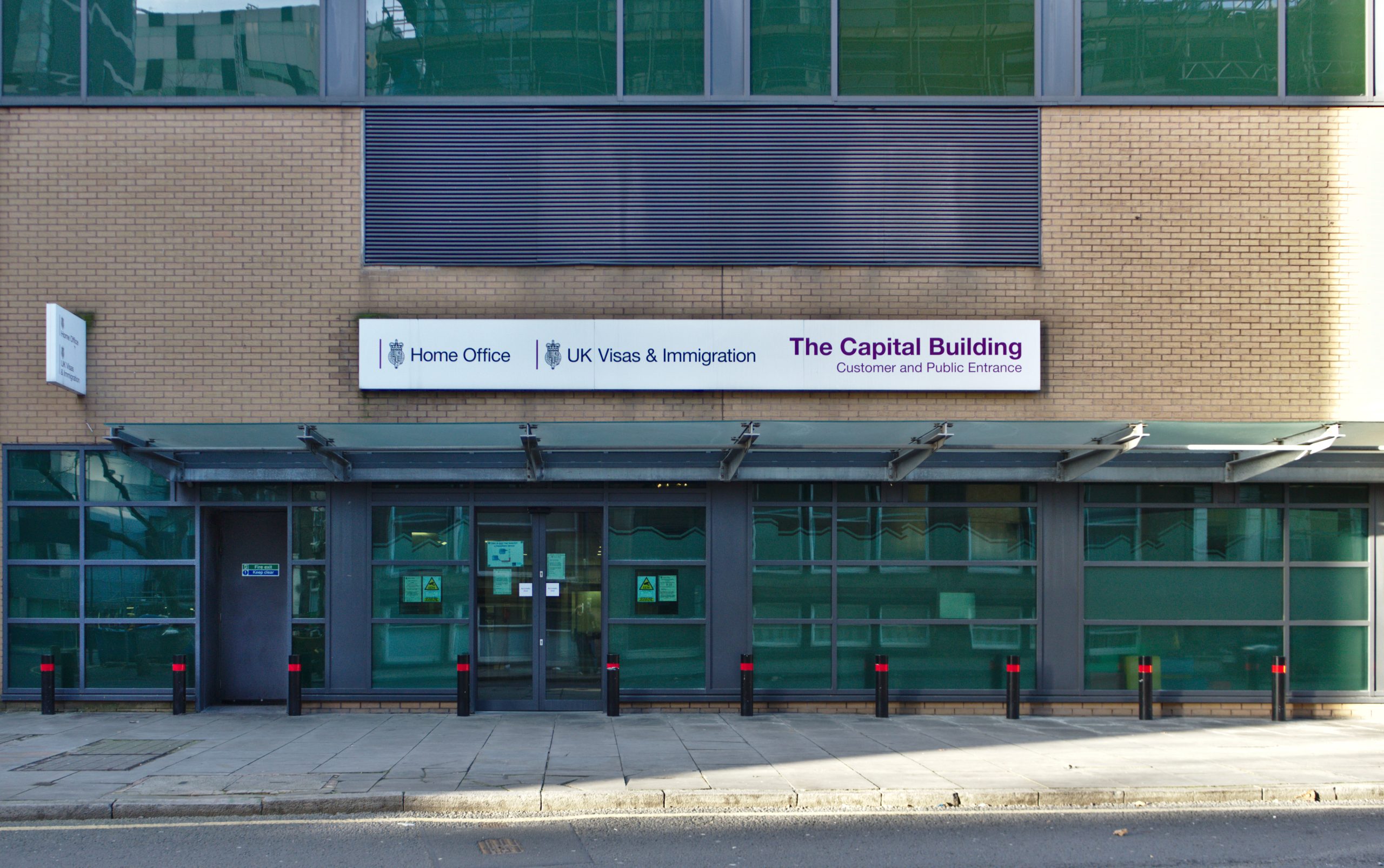 Visa Applications to the UK saw a decline in 2024, data shows