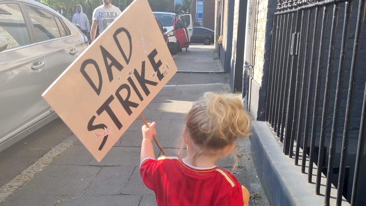 Dads protest for better paternity leave as clinical depression rates ...