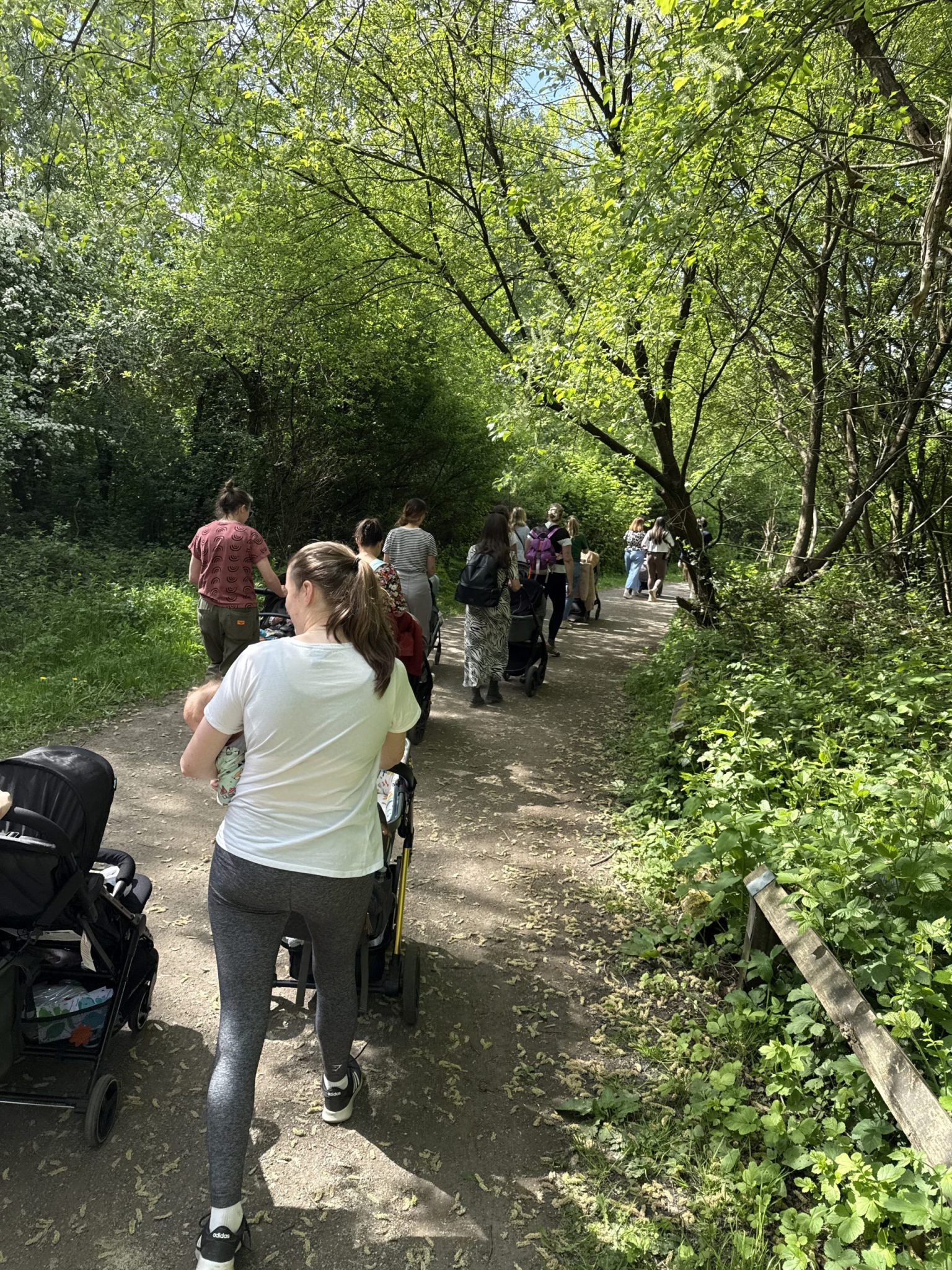 Walking Mums Group: how a club is keeping new mums connected ...